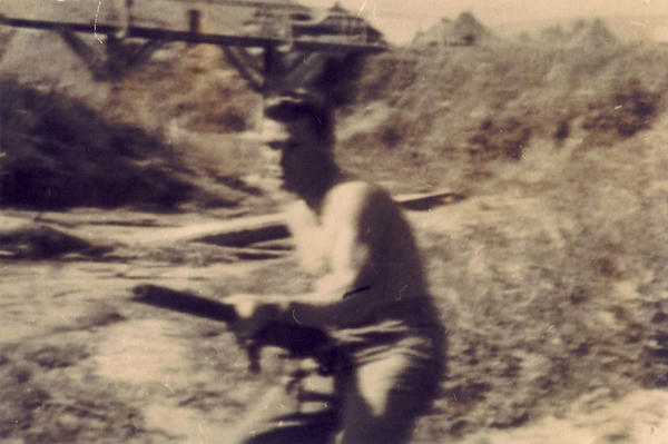 Corporal Tony Stein and "Stinger" - Ultimate Flags American Heroes